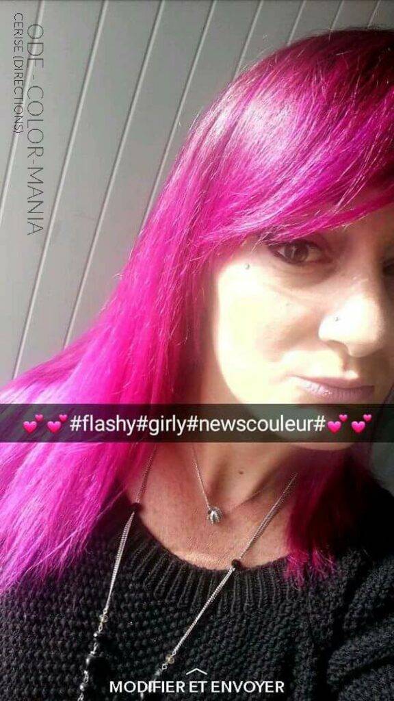 Coloration Cheveux Rose Cerise - Directions | Color-Mania